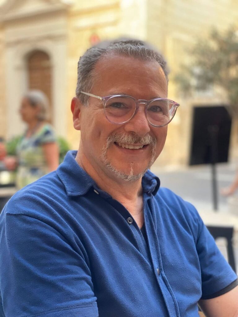 Anthony Patrick Vella: Art as a Collective Expression - Moviment tal-Fokolari